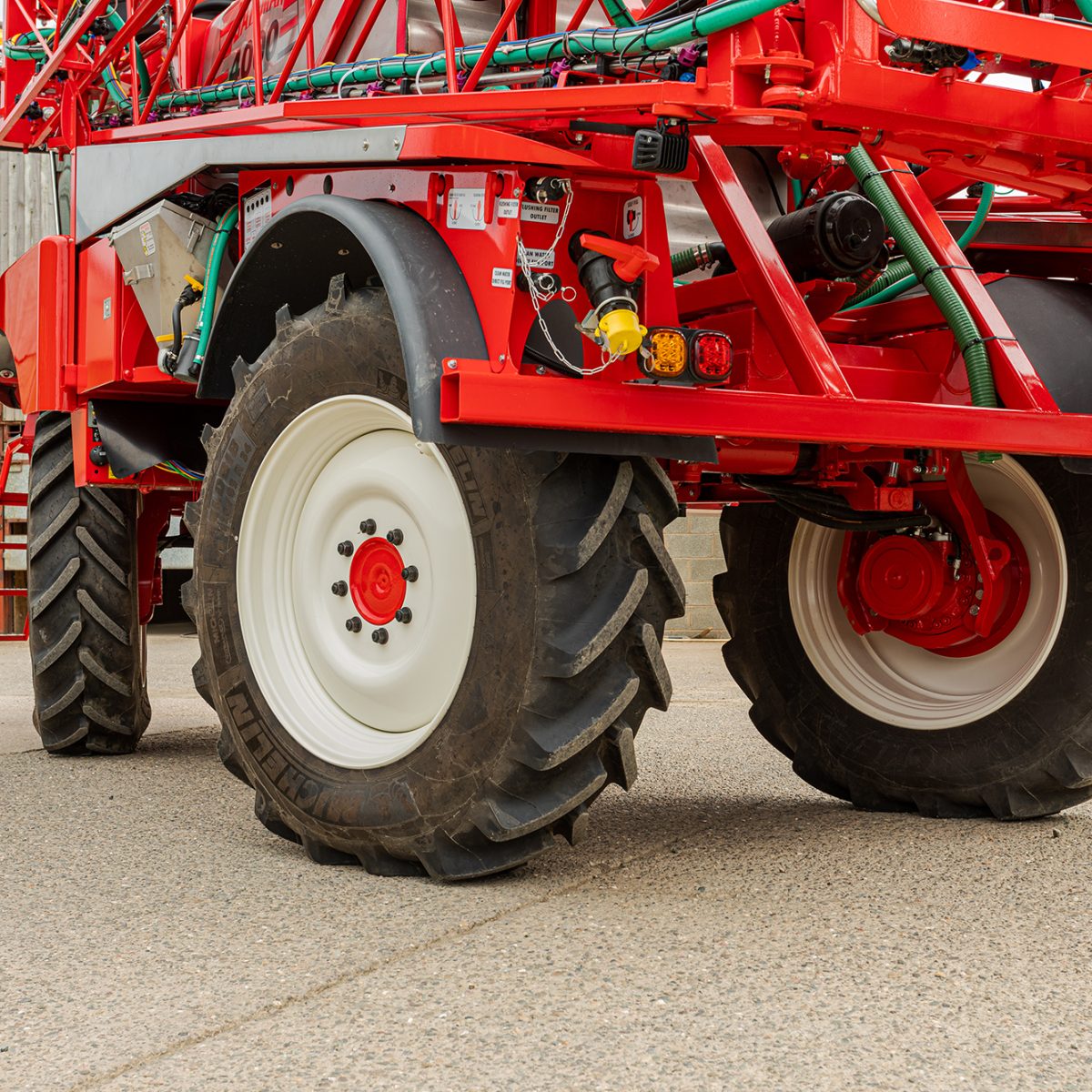 RB35 Sprayer Gallery - Bateman Sprayers